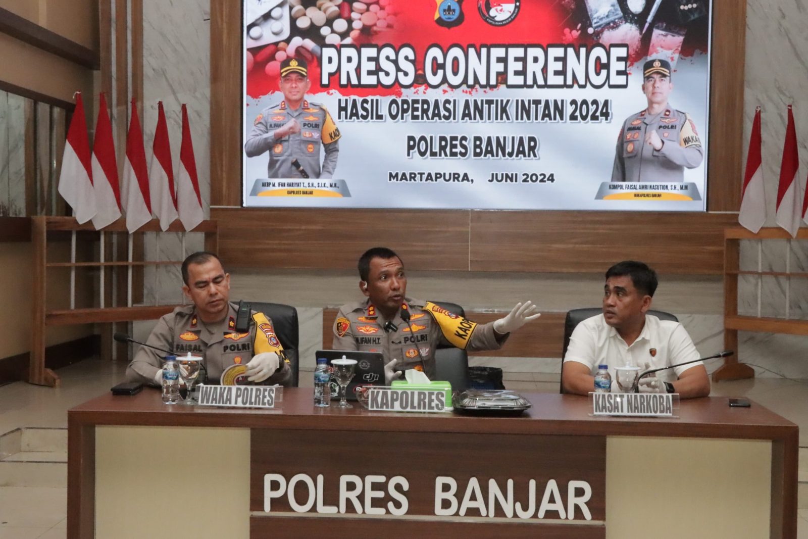 Polres Banjar Ungkap Sebanyak 110.53 Gram Sabu dan Barang Bukti Lainnya ...
